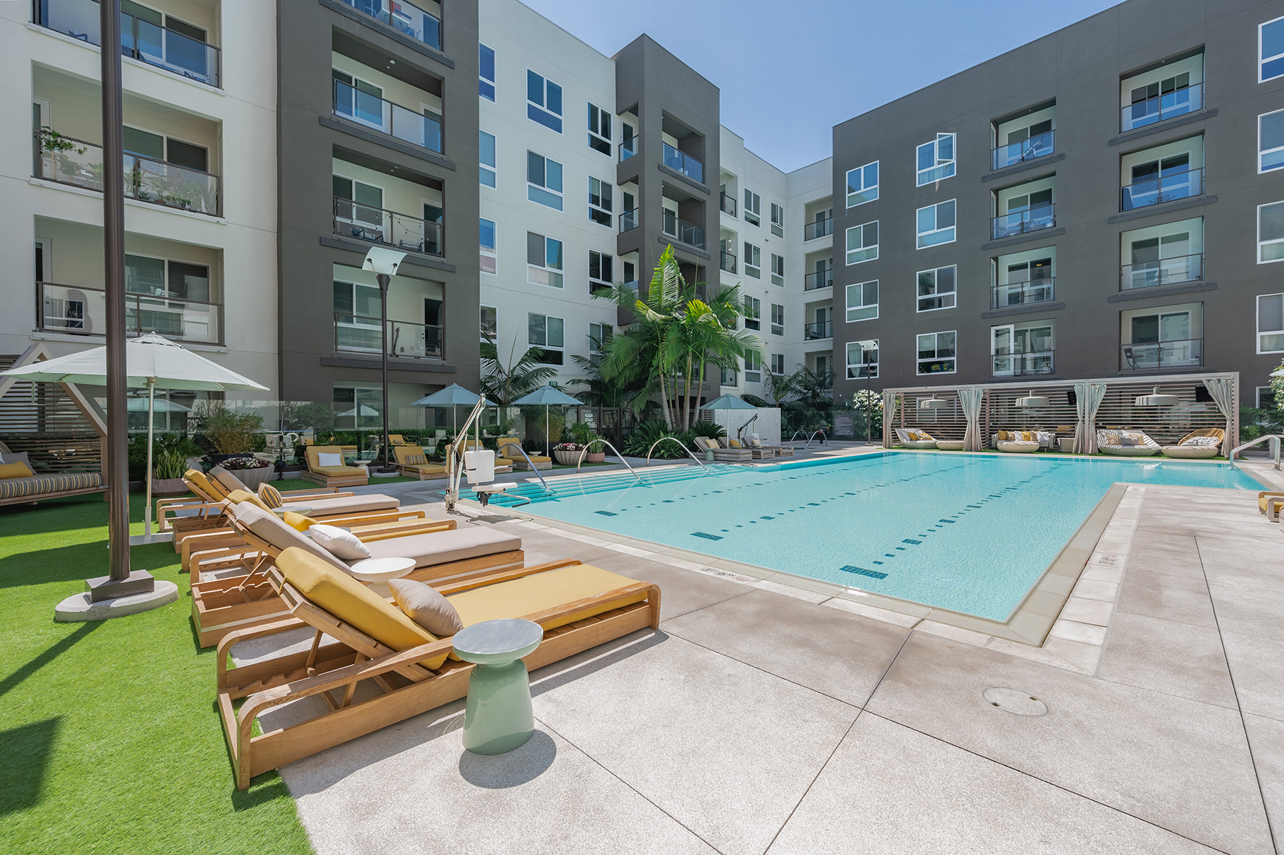Skyloft: Luxury Apartments in Downtown Irvine, CA
